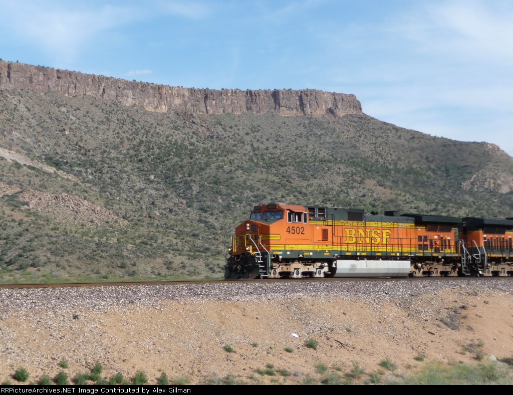 BNSF 4502 East